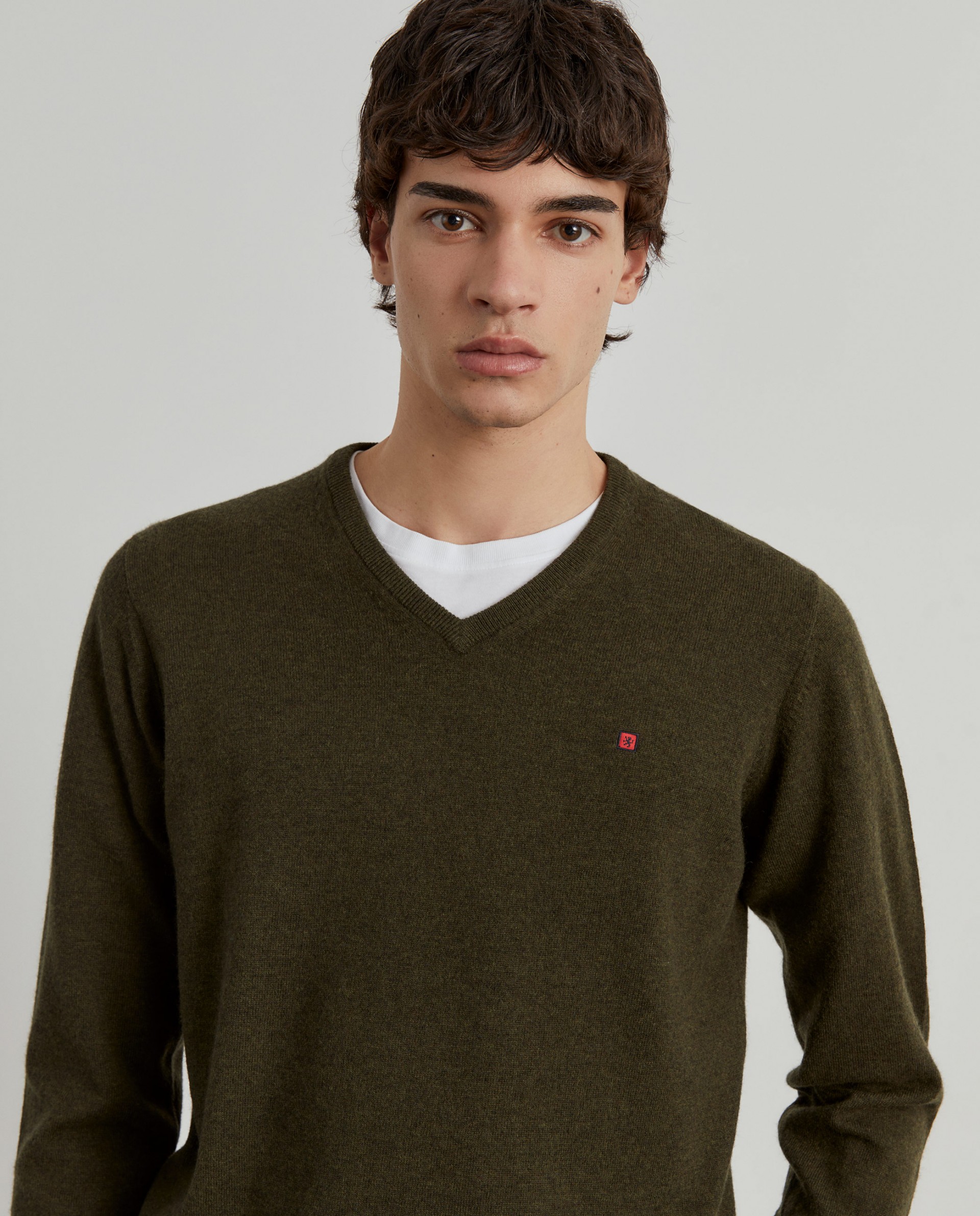 Pullover de lã decote em bico - LP003322_700 - LION OF PORCHES